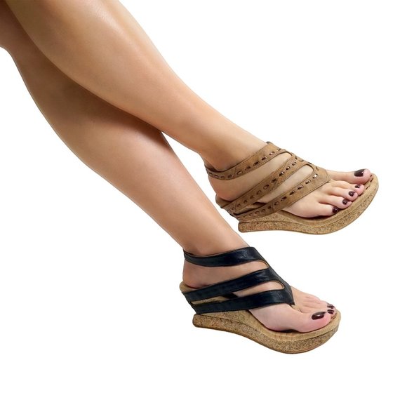 Modzori | Shoes | Breeza Beige Flips To Black Modzori Reversible Shoes ...